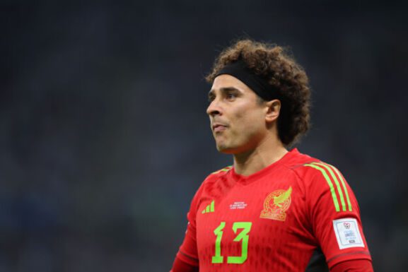 Mexican international goalkeeper Memo Ochoa joining Salernitana